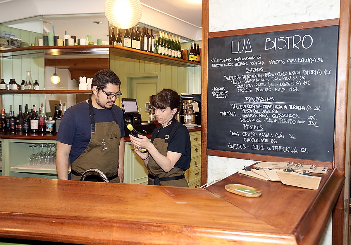 Cocina mestiza y vinos naturales se unen en Lua Bistro | El Diario Vasco